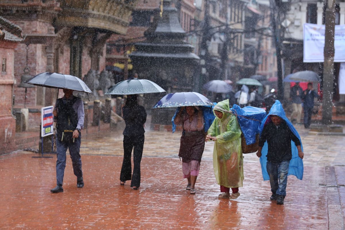 काठमाडौँ उपत्यकासहित देशका अधिकांश स्थानमा भारी वर्षा « Joy Nepal